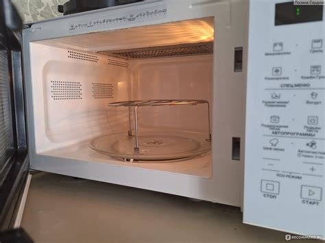 Микроволновая печь с грилем Hotpoint-Ariston Cook 25 - «Справляется со ...
