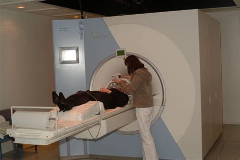 MRT-Untersuchung - DocCheck
