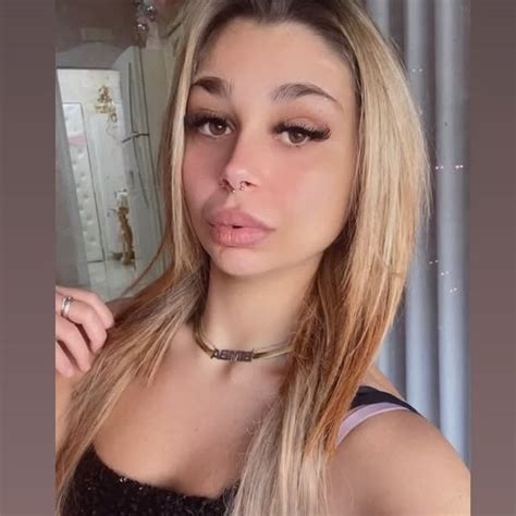 𝑩𝒊𝒎𝒃𝒂 🍯💕 (@_.bimba_) • Threads, Say more