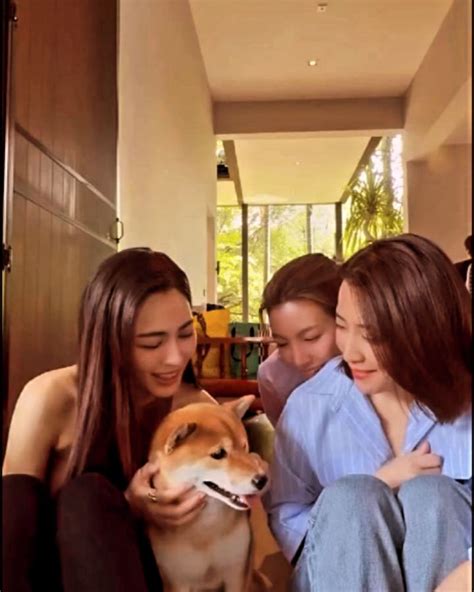 Lingling Kwong鄺玲玲 🇧🇷 | I think today was Mommy Dew's day to spend some time with her children ...