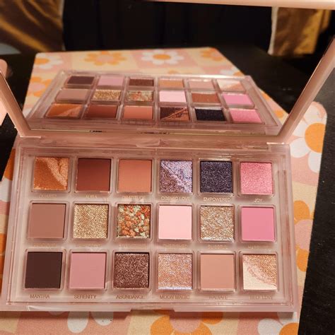 Huda Beauty Rose Quartz Palette ! : r/cleanmakeup