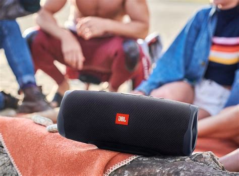 JBL на IFA 2018: новые портативные колонки и наушники