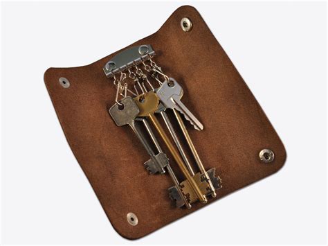 GARDE — изделия ручной работы из кожи Horween