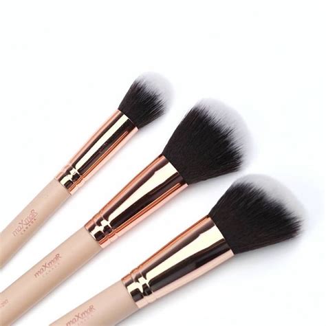 Кисточки для тонального крема maXmaR | Powder brush, Makeup, Beauty