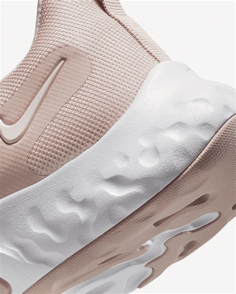 Женские кроссовки Nike Renew In-Season TR 12 для тренировок по цене ...