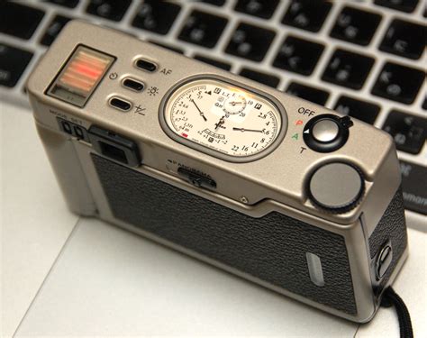 PhotoSill: Карманный цифромпакт художника: Nikon Coolpix A