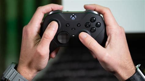 Windows 11’s new gamepad keyboard lets you type with an Xbox controller