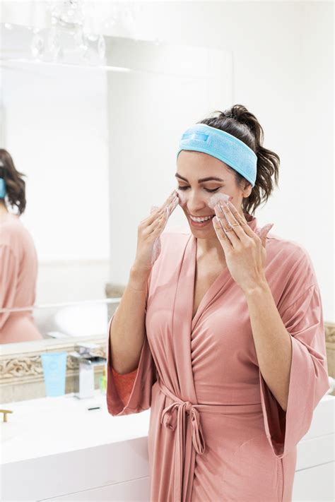 Esmi Skin Minerals Review - A Glam Lifestyle | Lifestyle Blog