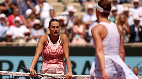 Sabalenka sees off Svitolina amid more Parisian booing