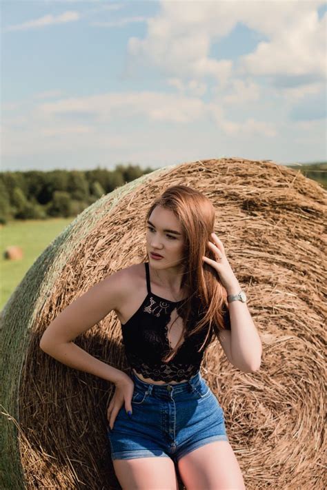 фото на сене | Фотосессия, Идеи