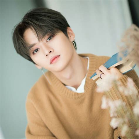 Минхо Из Stray Kids из архива, фотографии опубликовал админ фото стока