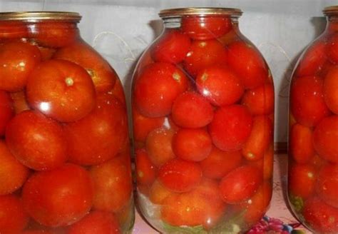 Не добавляем в банки к помидорам ни соль, ни специи: зимой остаются ...