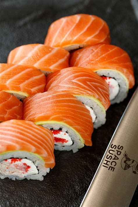 Space Sushi — самые большие и вкусные роллы в Москве, Екатеринбурге ...