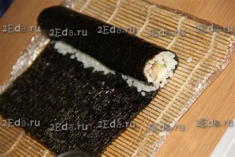 Роллы с курицей и огурцом - пошаговый фоторецепт
