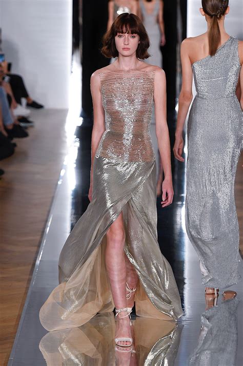 Valentin Yudashkin Spring-summer 2017 - Ready-to-Wear