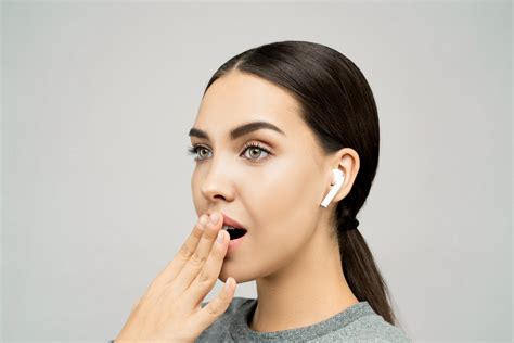 Как отличить подделку AirPods от оригинала? - i-Store
