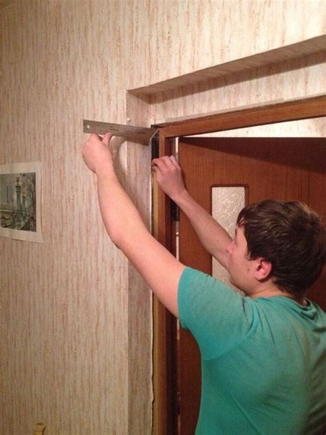 Доборы на межкомнатные двери: как установить своими руками ...