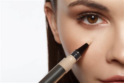 5 Concealer-Hacks, die Ihr Make-up-Routine transformieren