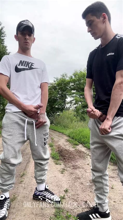 Straight Dudes Handjobs Outdoor: Gay Amateur Porn | xHamster
