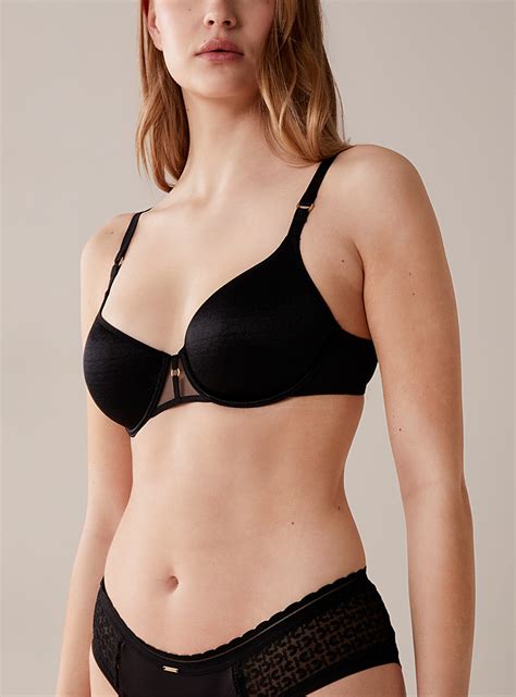 Women's Plunge Bras Online | Simons