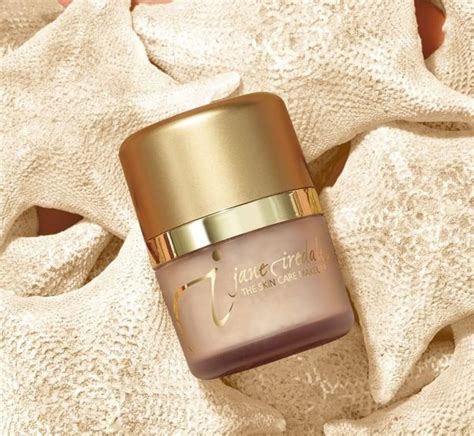 Прахообразна слънцезащитна пудра Powder-Me SPF® - Jane Iredale ...