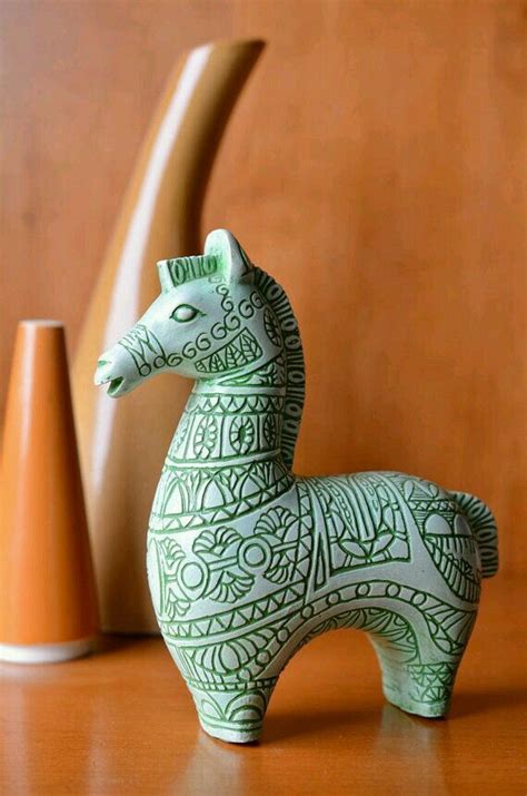 Лошадка | Pottery animals, Ceramic sculpture, Animal sculptures