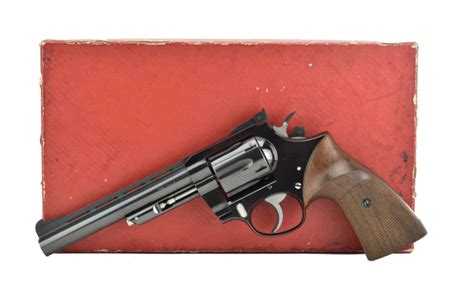 Спортивный револьвер под 22LR : Короткоствольное оружие