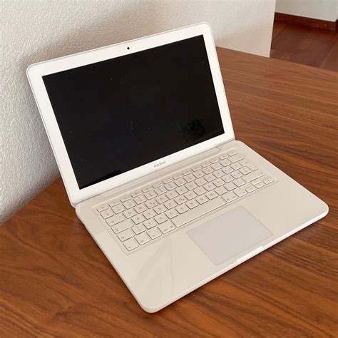 MacBook Modell A1342 weiss | Kaufen auf Ricardo
