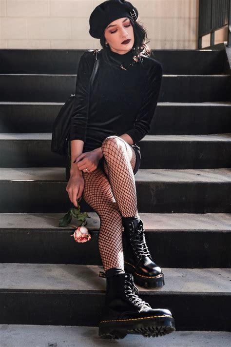 Anti-Valentine’s Day Look 🥀 — ANIYAHLATIONN | Grunge dress, Hipster ...