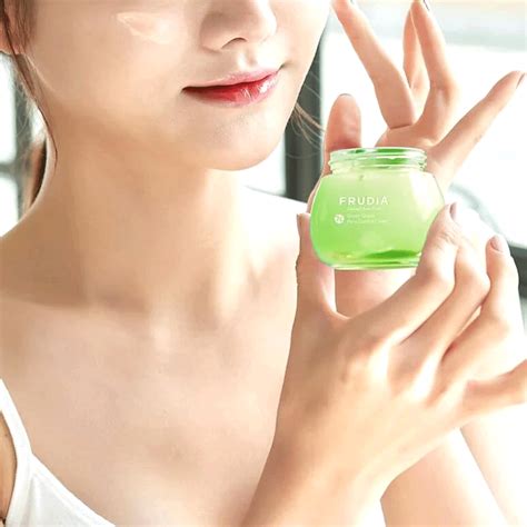 FRUDIA Green Grape Pore Control Cream 55g | DODO SKIN – DODOSKIN