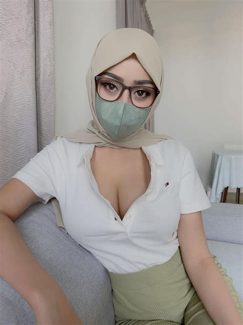 Alone in my room and you catch me in this, now what? : r/NSFWAsianBeauties