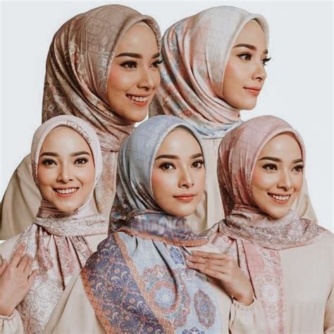 Tren Motif Hijab Printing untuk Bisnis Fashion Menjelang Lebaran Tahun 2025 — metaverse strategi ...