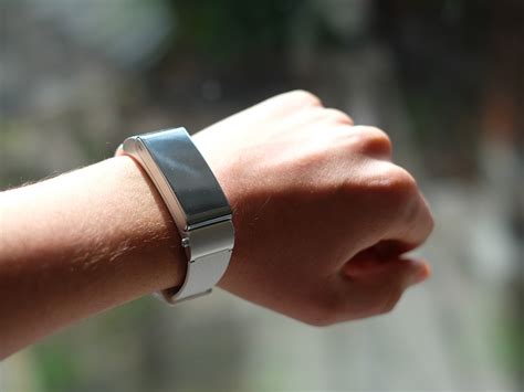 Huawei TalkBand B2 review | Stuff