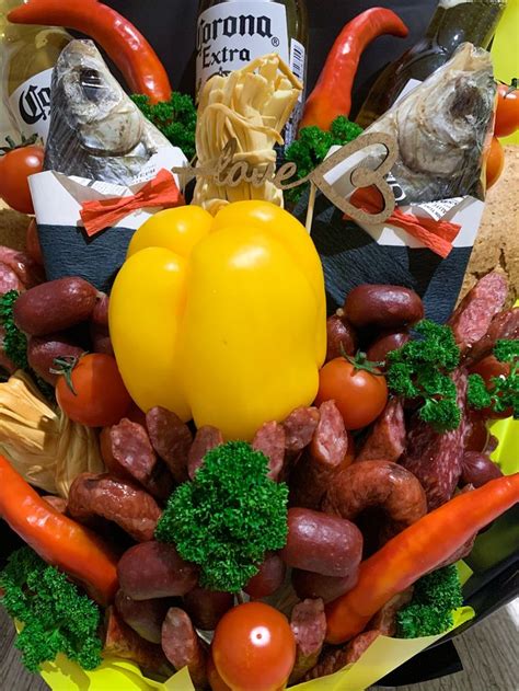 Колбасный букет | Food, Cheese board, Vegetables