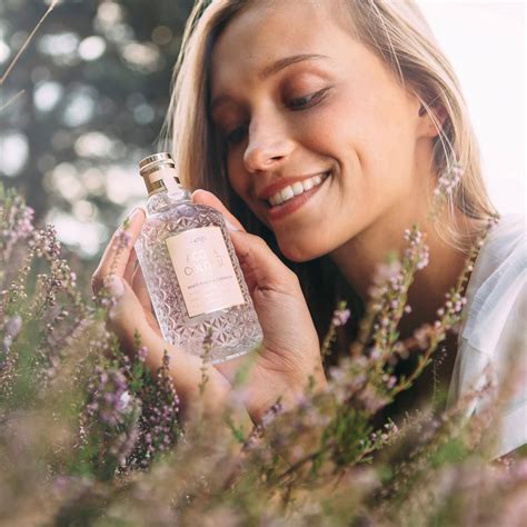 4711 Acqua Colonia White Peach & Coriander Eau De Cologne Spray 50ml ...
