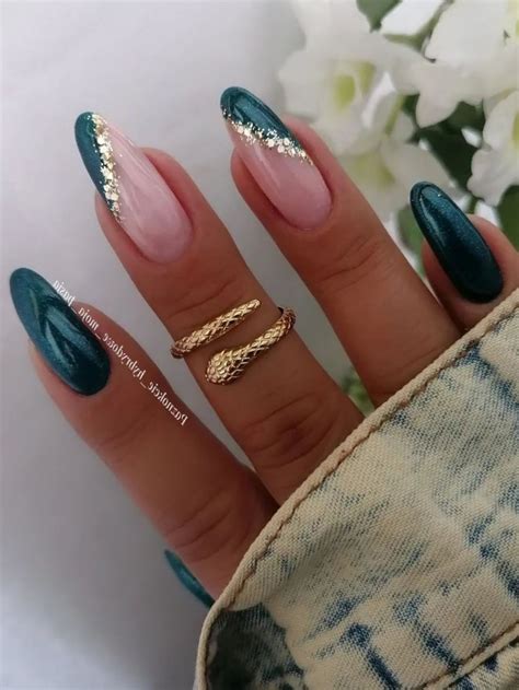 Emerald Green Nails: 45+ Gorgeous Looks and Ideas to Try | Stylish ...