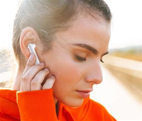 TCL MoveAudio S150 TWS Earbuds Review - Day-Technology.com