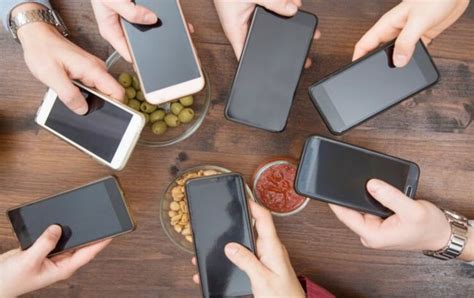 Лучшие смартфоны Android для разных целей в 2023 году - сравнительный ...