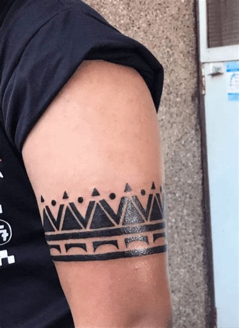 Just got my first tattoo and I went for Miyamura's : r/Horimiya