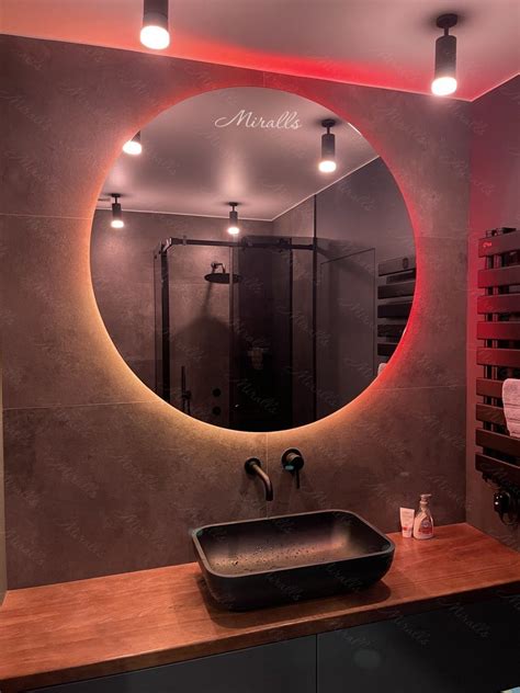 Купить зеркало с подсветкой в Москве — Eclipse | Miralls