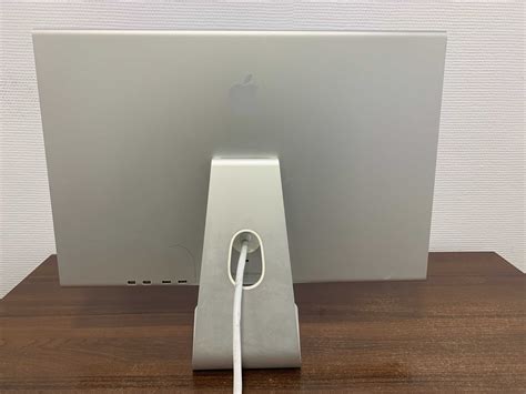 Apple Cinema Display 20" та 23": 2 000 грн. - Мониторы Киев на Olx