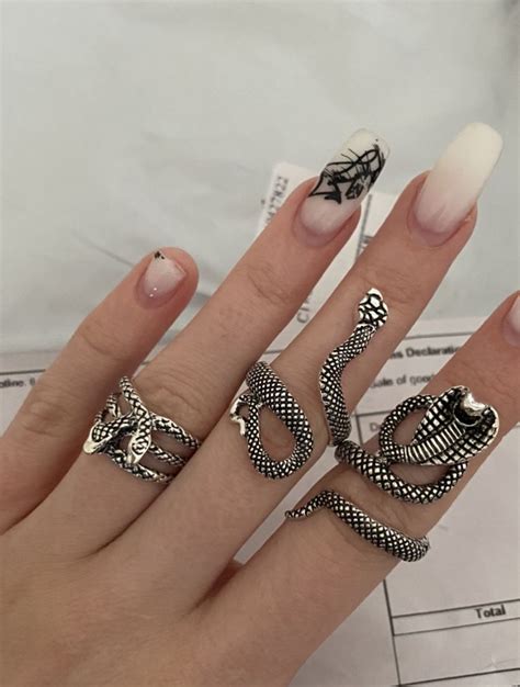 молочные 💅🏻 | Бижутерия, Бриллианты, Кольца