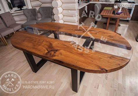 Стол Река Овальный - обеденный стол из массива дерева и стекла