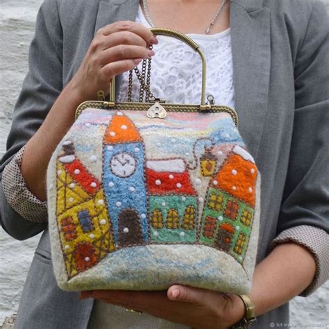 Pin by betül uğurlu on Betül | Felt bag, Felt purse, Felted handbags