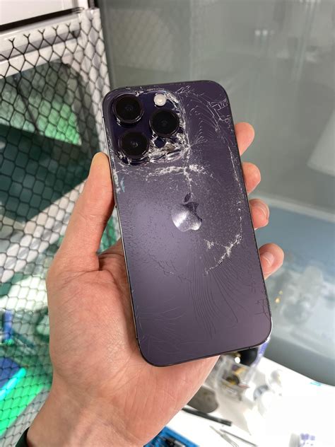 Главный страх владельцев iPhone. Замена задней крышки iPhone 14 Pro с ...