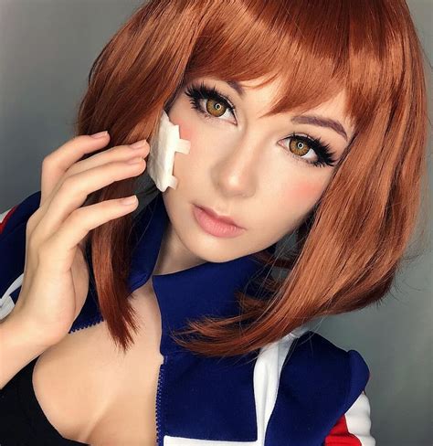 Pin oleh savagevkook di Cosplay