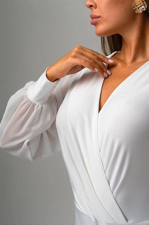 Женская блузка-боди Happyfox 6694401 белый купить оптом в HappyWear.ru