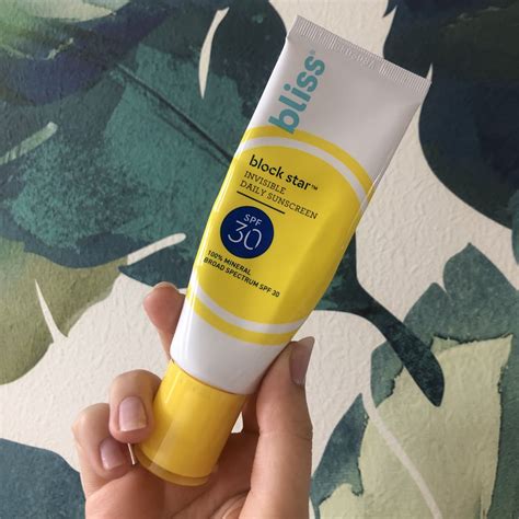 Bliss Block Star Invisible Daily Sunscreen SPF 30 Review | POPSUGAR ...