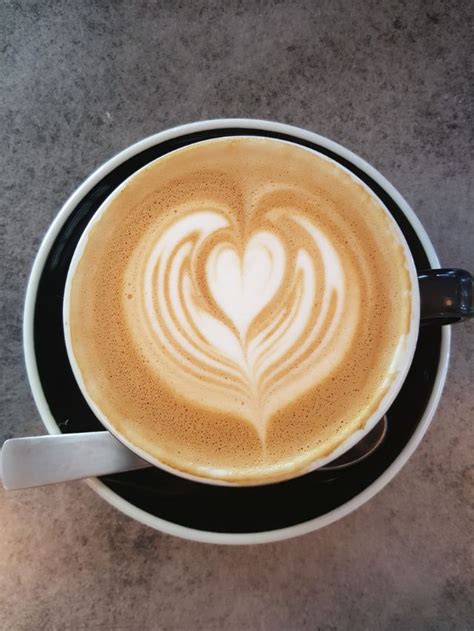 Is A Cappuccino Sweet: Cappuccinos Coffee Drink