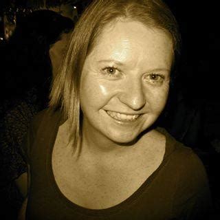 Helen Harper - Babelio